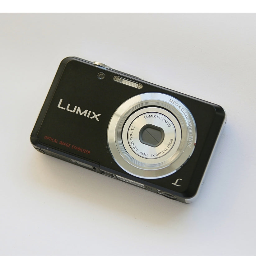 Panasonic LUMIX DMC-FH4 – Análogo Shop